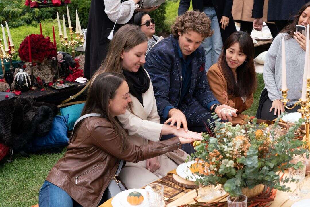 Walk Around Magic, Mentalism and Pickpocket | Boston In-Person Event ...